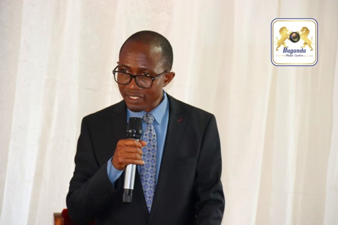 bugandauk.com - The new county chiefs of Buganda Kingdom meet with Hon ...