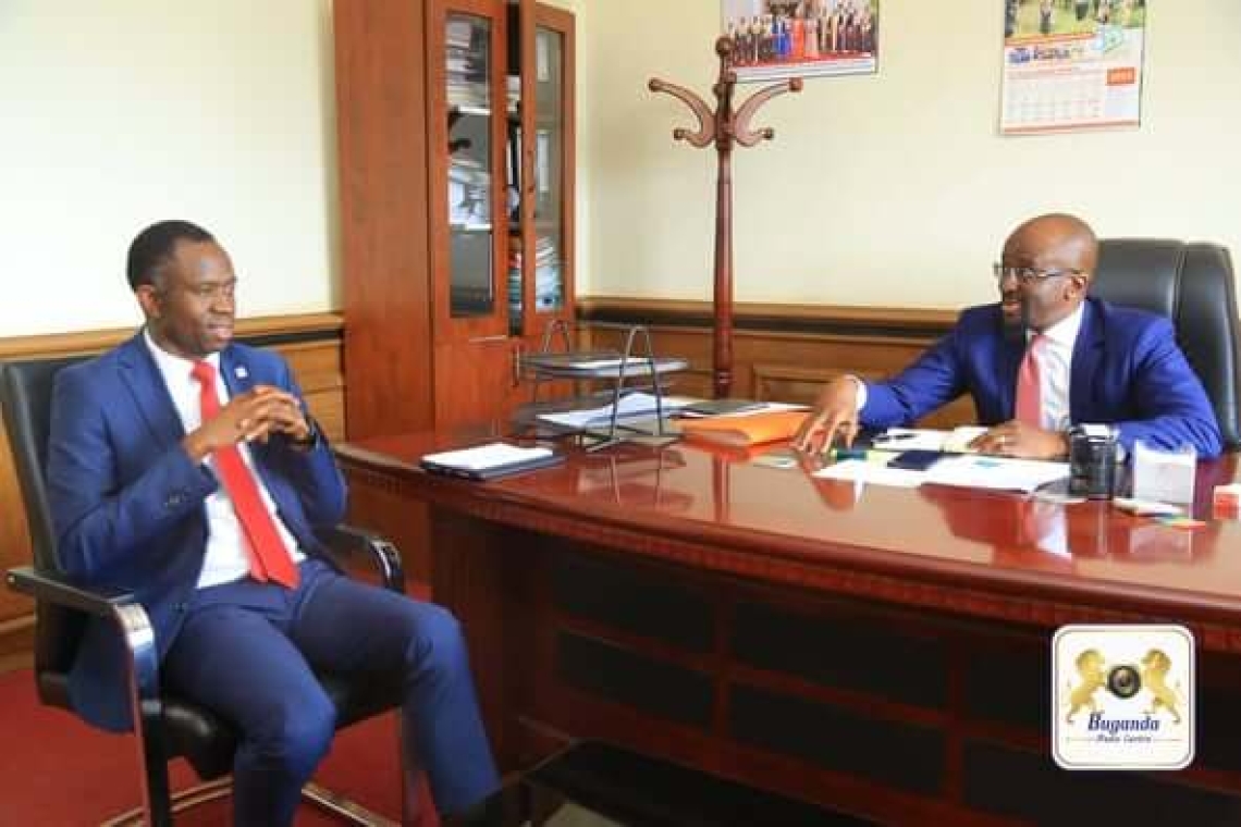 bugandauk.com - Oweekitinisa Vincent Agaba meets Owek. David Mpanga to ...